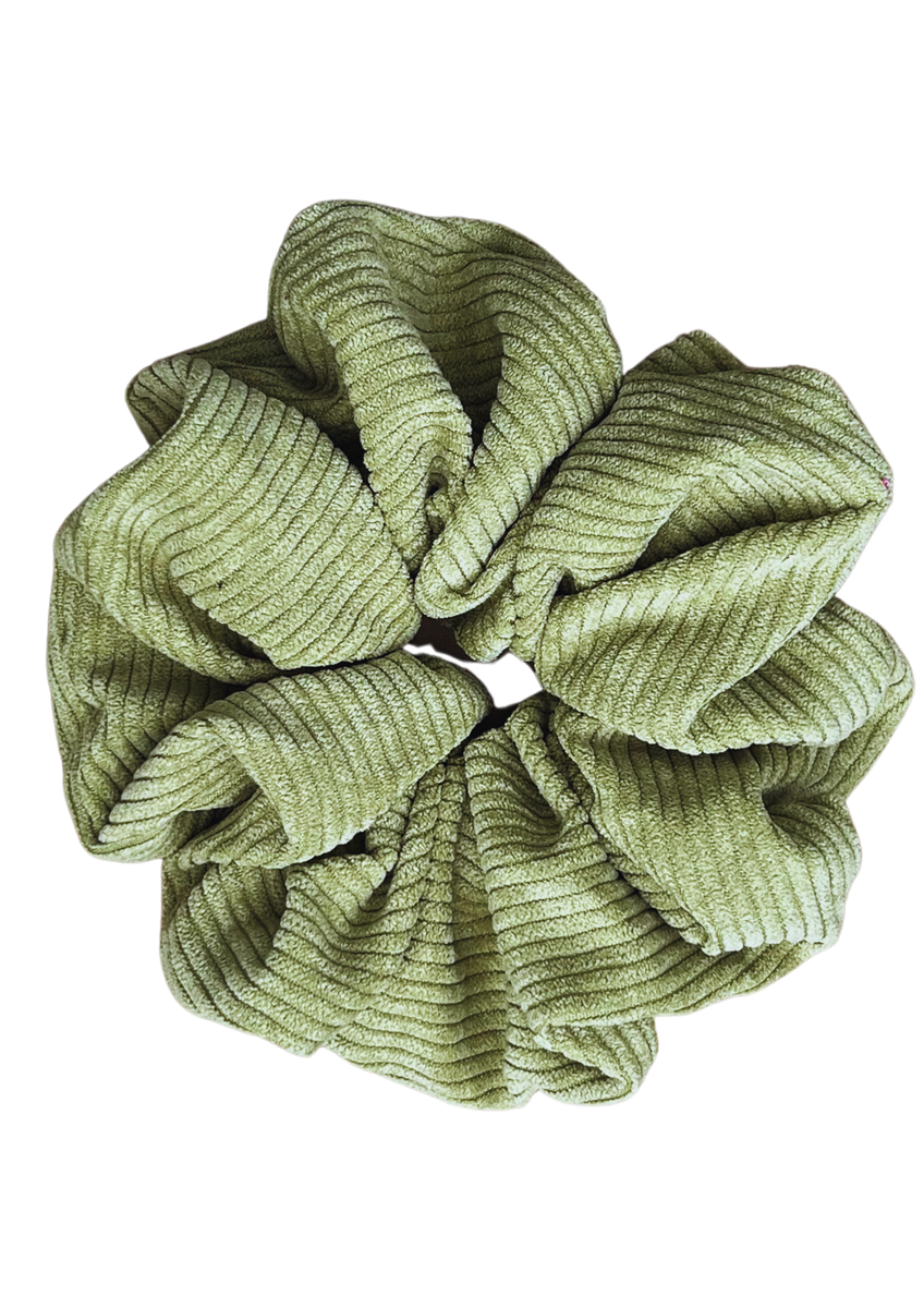 ELEANOR VELVET SCRANCHIE LARGE – Ellera Cosmetics